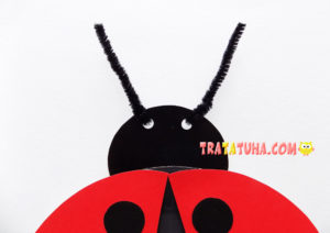 Paper Plate Ladybug Craft